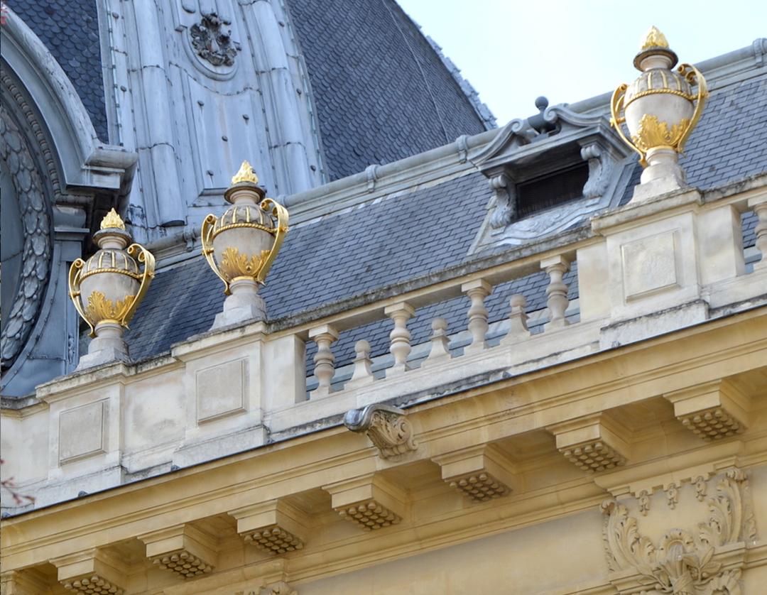 Définition | Acrotère : qu'est-ce que c'est ? | Futura maison