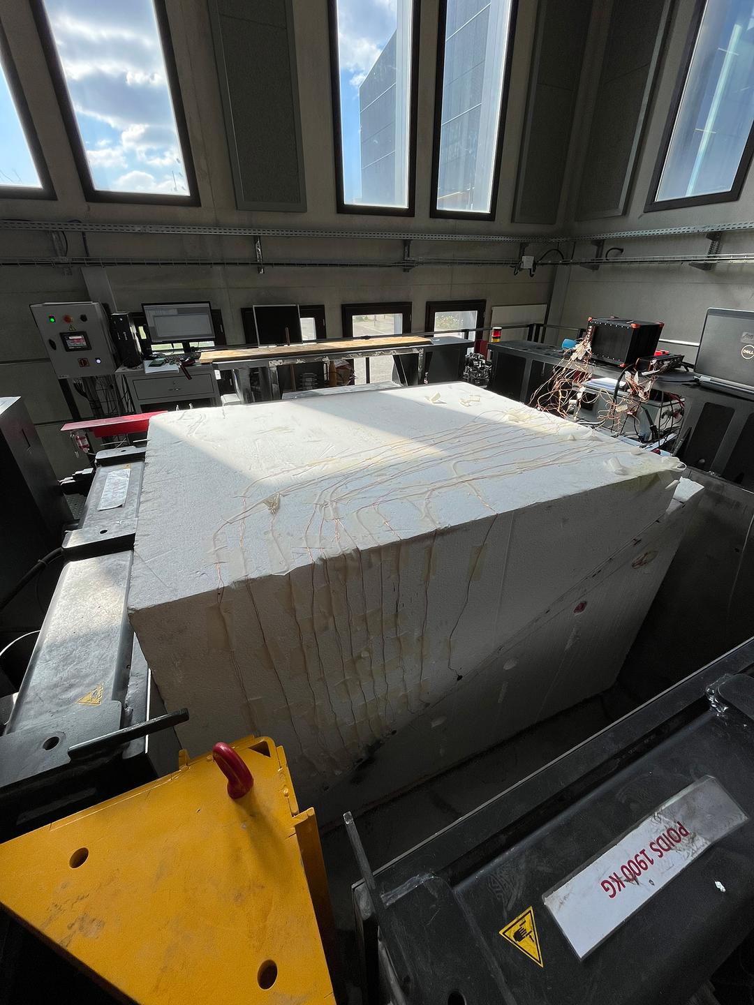 Peut-on prédire les séismes ? Une machine XXL en test pour réussir à ...