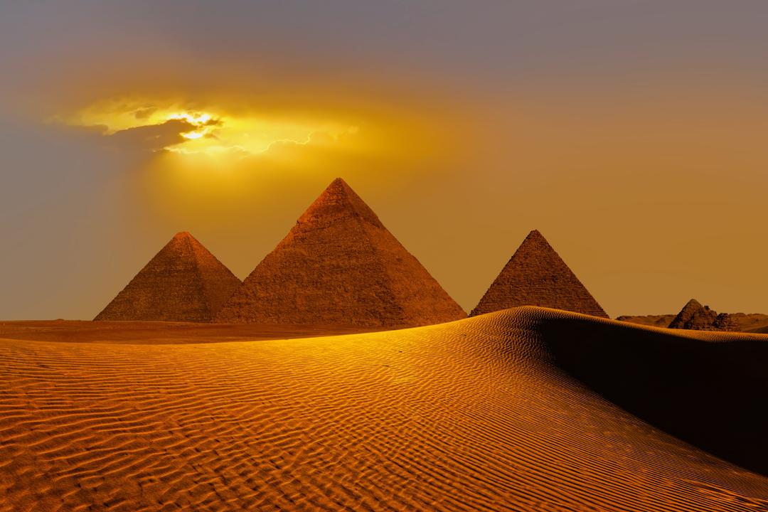 Pourquoi (et comment) les monuments des civilisations anciennes défient ...