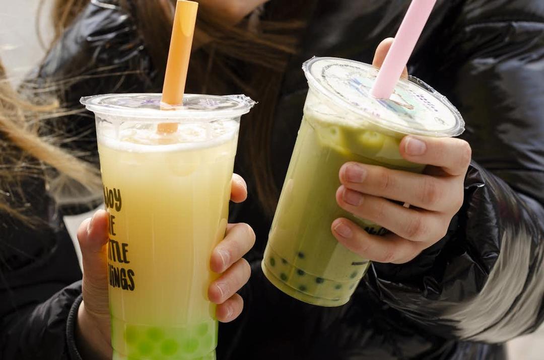 Bubble tea, fluffy pancakes, corn dogs… La nouvelle street food virale ...