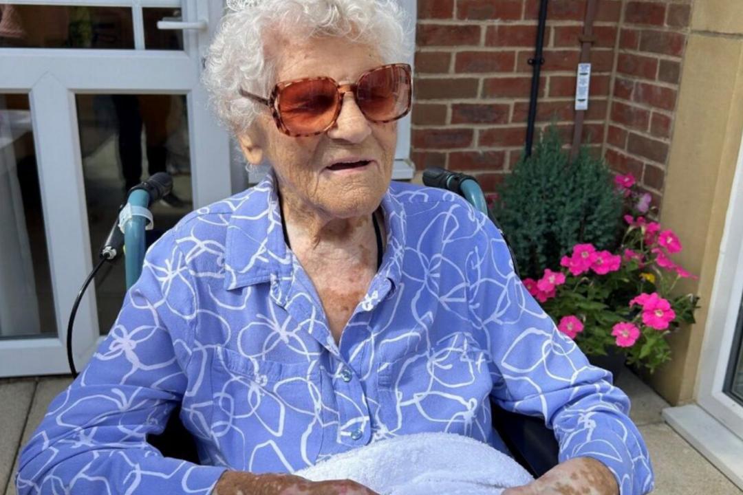 Voici la règle simple qu’Ethel Caterham suit depuis un siècle pour ...