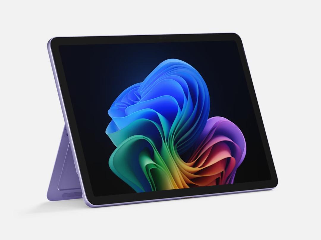 Microsoft Surface Pro 12 et Surface Laptop 13 : la légèreté et la ...