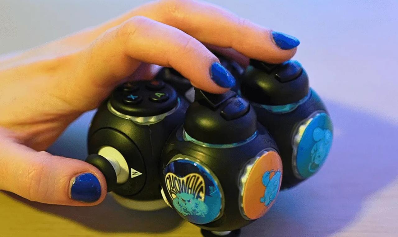 Microsoft annonce Proteus, une manette de jeux pour Xbox dédiée aux ...