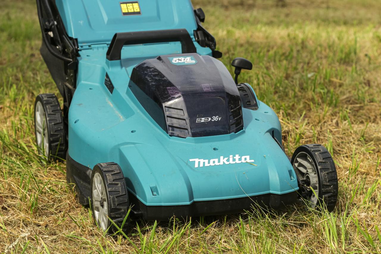 Quelle tondeuse à gazon Makita choisir