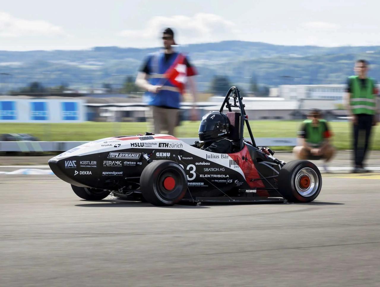 Record du monde absolu : ce bolide passe de 0 à 100 km/h en moins d'une ...