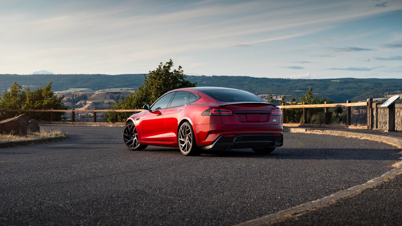 Tesla teste la conduite autonome en pleine ville en France : ce que ces ...