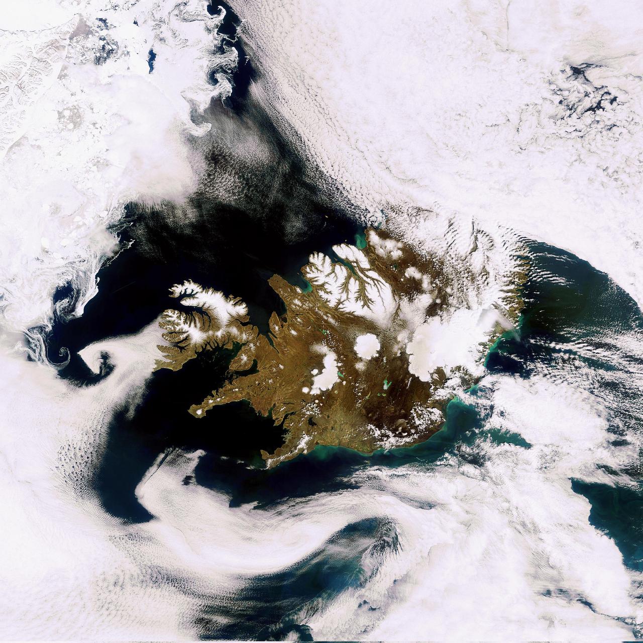 La Terre vue de l'espace : l’Islande a arrêté de fumer