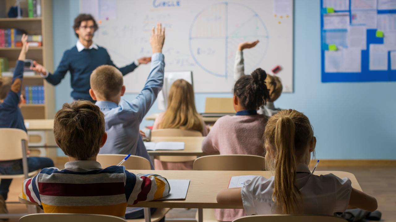 Rentrée des classes 2025 : peut-on exiger de changer son enfant de classe