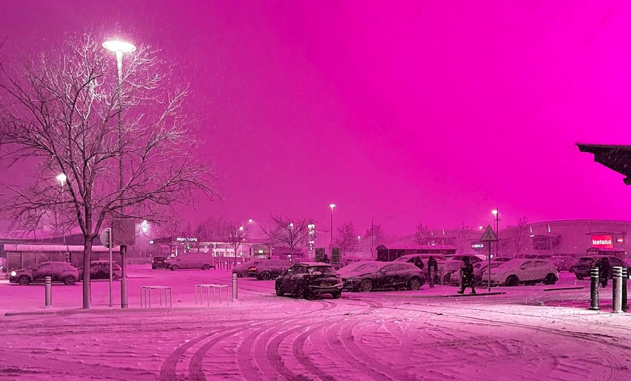 Le ciel a tourné au rose fluo à Birmingham le soir de la tempête : l ...