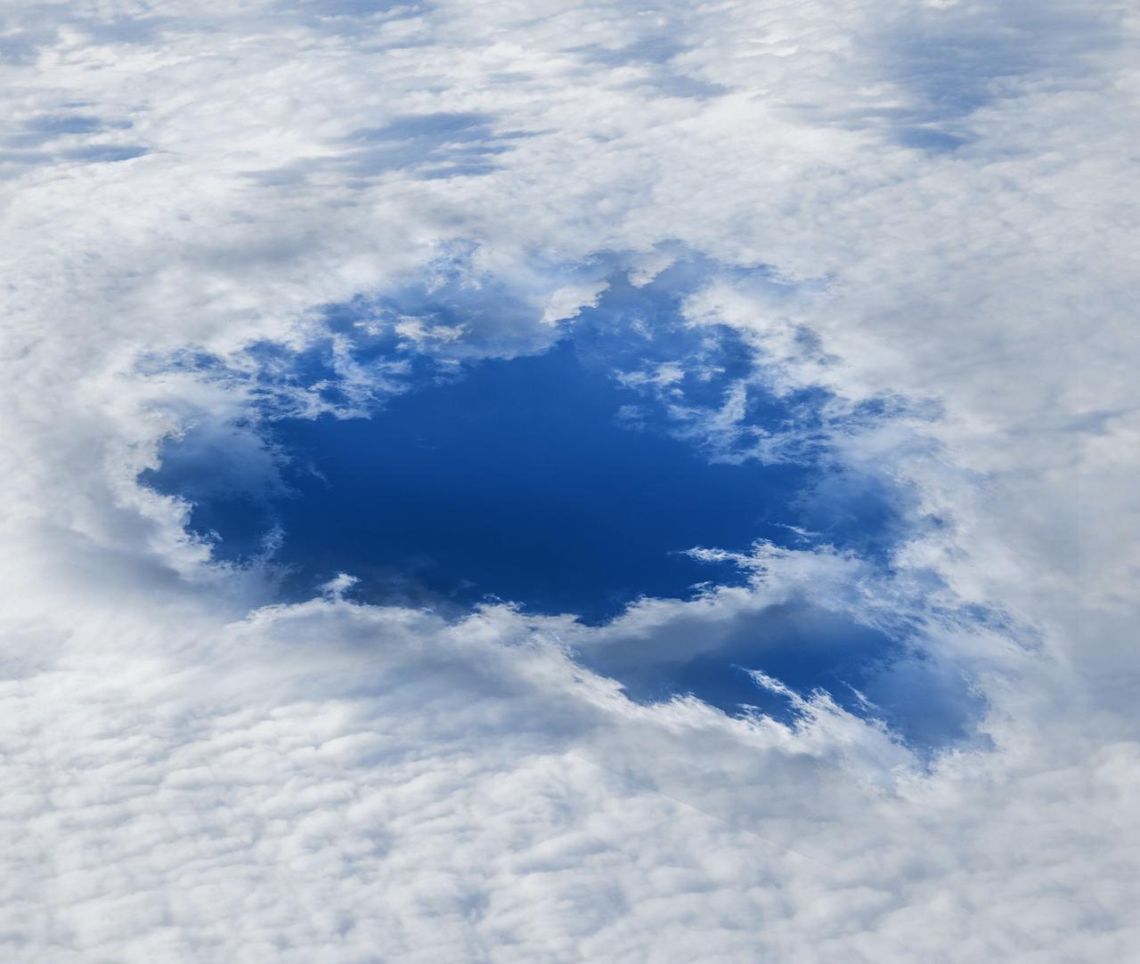 Un impressionnant trou dans le ciel observé dans le Loiret