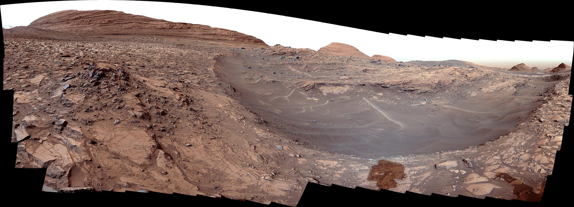 Un rover de la Nasa dévoile une vue époustouflante de Mars et révèle ...