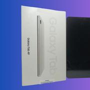 Quelle différence entre un menhir et un dolmen