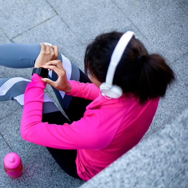 Test Bouygues Telecom Kids Watch (TCL) : la smartwatch pour enfant qui ...