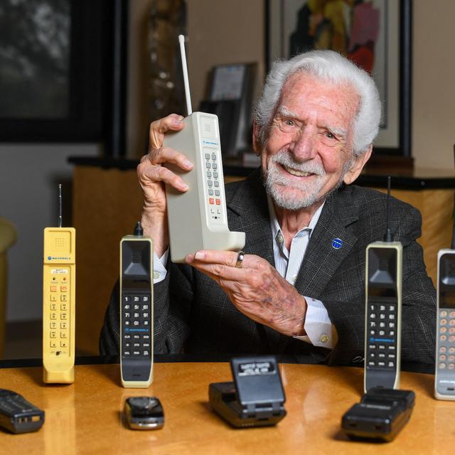 Il y a 50 ans, Martin Cooper appelait son rival à Bell System avec le ...