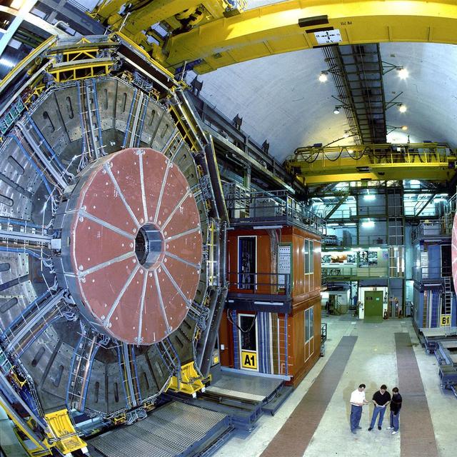 Le Cern confirme son projet d'un accélérateur de particules de ...
