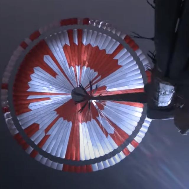 Perseverance a enfin retrouvé son parachute sur Mars