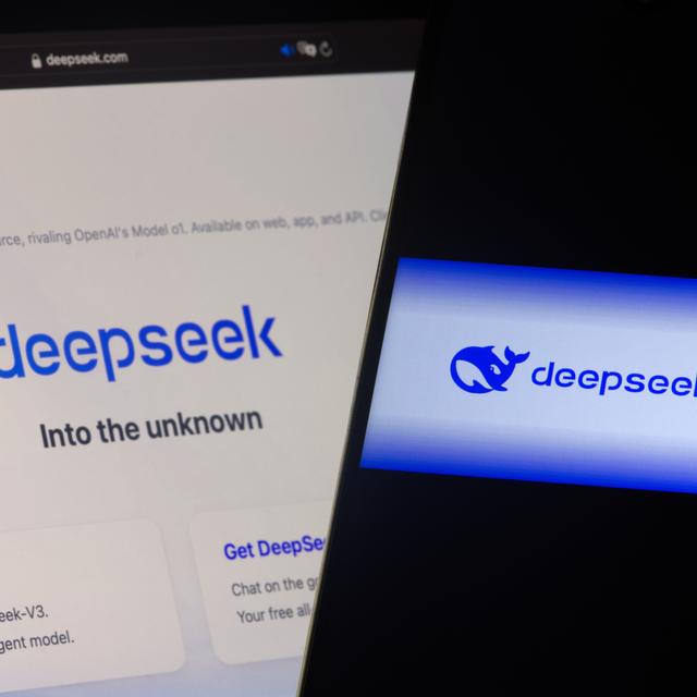Ils ont recréé une IA aussi puissante que DeepSeek avec 30 dollars ...