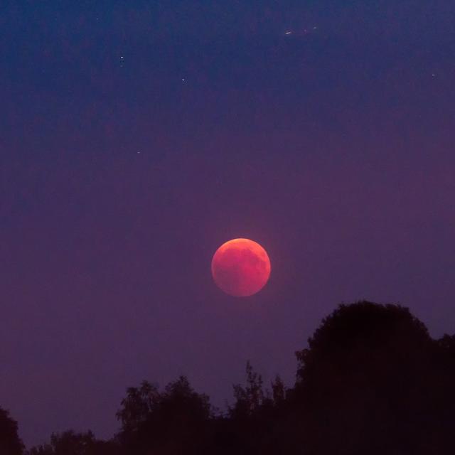 La Lune en rapprochement avec Spica