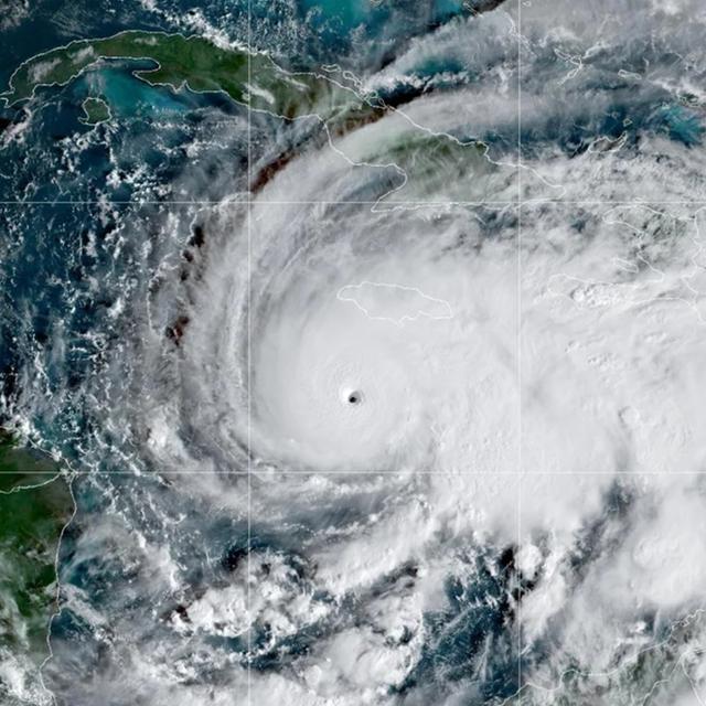 Les images satellites dévoilent l’impensable : l’ouragan Melissa a ...