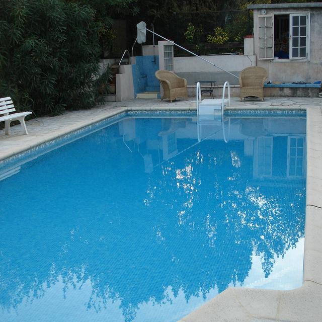 Définition | Rive de dalle : qu'est-ce que c'est ? | Futura maison