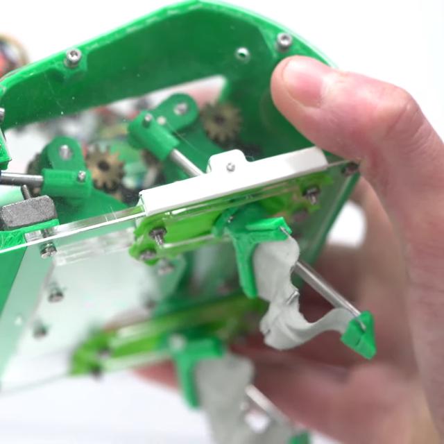 La Lune en rapprochement avec Elnath et la nébuleuse du Crabe