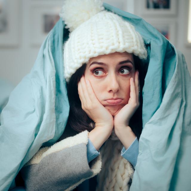 Passez un hiver plus doux grâce à ce poêle à bois en promo chez Cdiscount