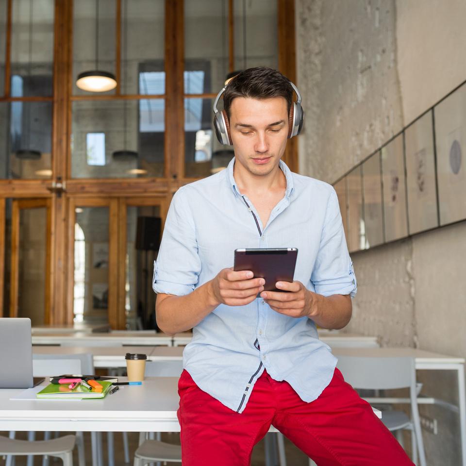 SFR Pro : des forfaits mobiles pensés pour les pros qui avancent
