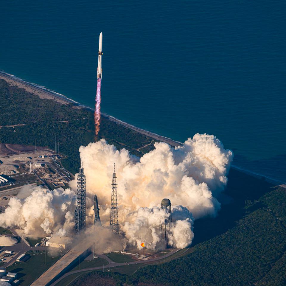 La fusée de Jeff Bezos impressionne par cet exploit réussi cette nuit ...