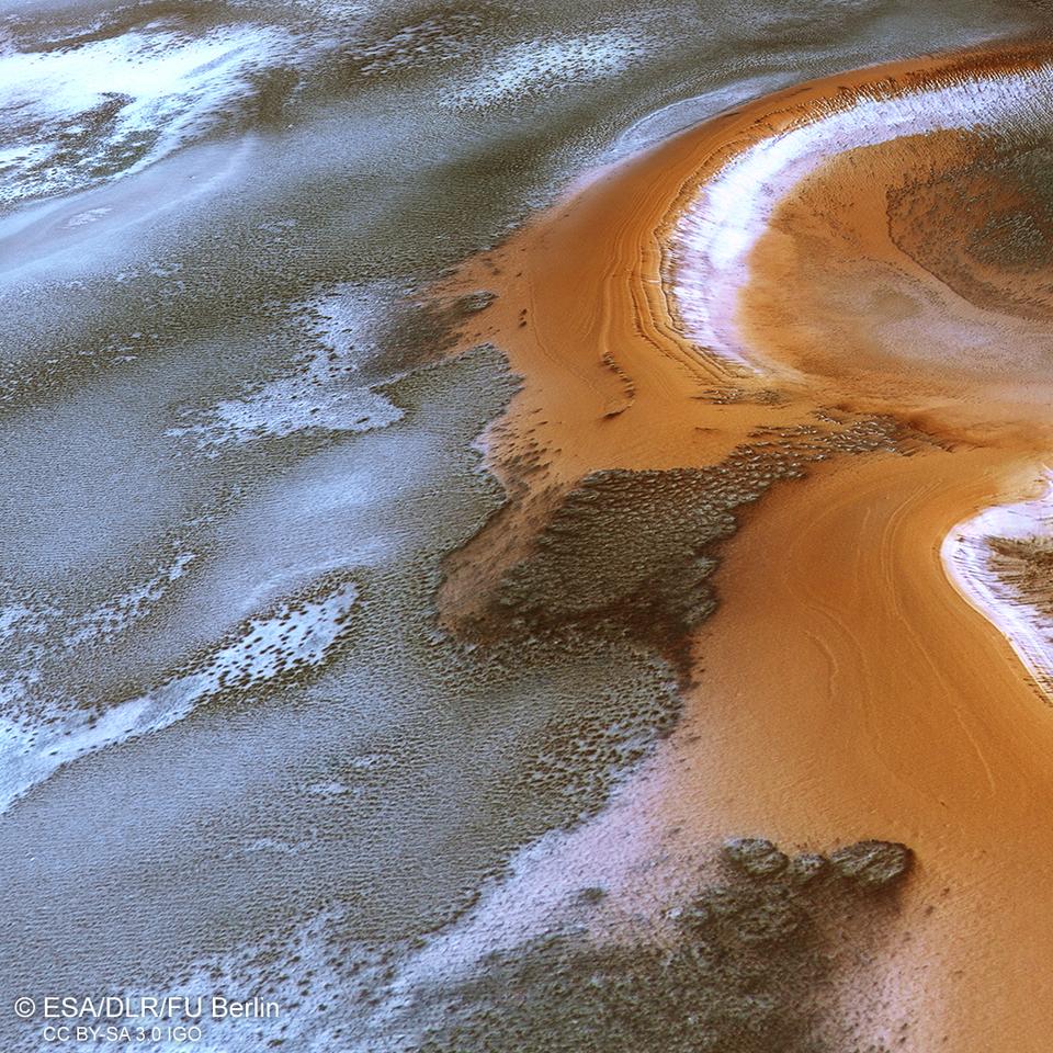 Des images à couper le souffle de Mars en hiver