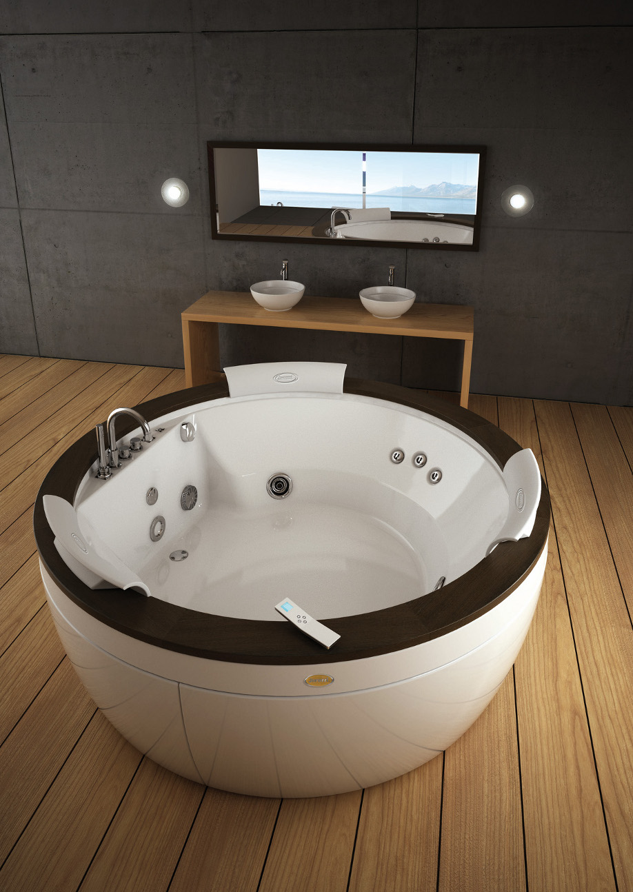 La baignoire balnéo
